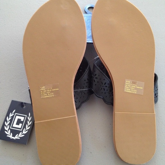 Chaps | Shoes | Womens Chaps Lasercut Flip Flop Sandals Black | Poshmark